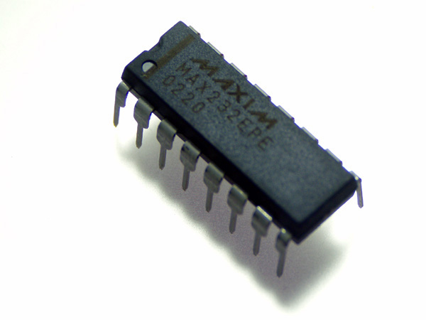 MAX232EPE / 디바이스마트